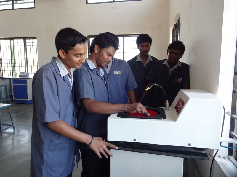 Refrigeration & Air conditioning Lab