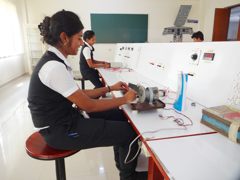 Advanced Avionics Lab