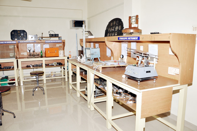 Avionics Instrument Lab
