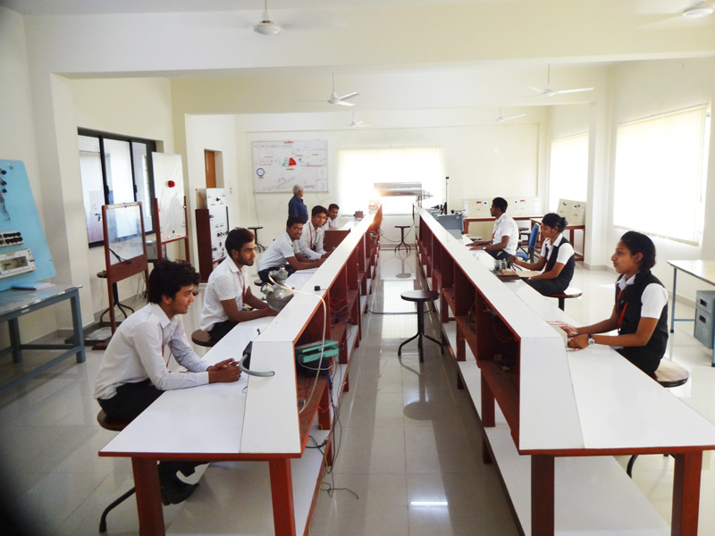 Advanced Avionics Lab