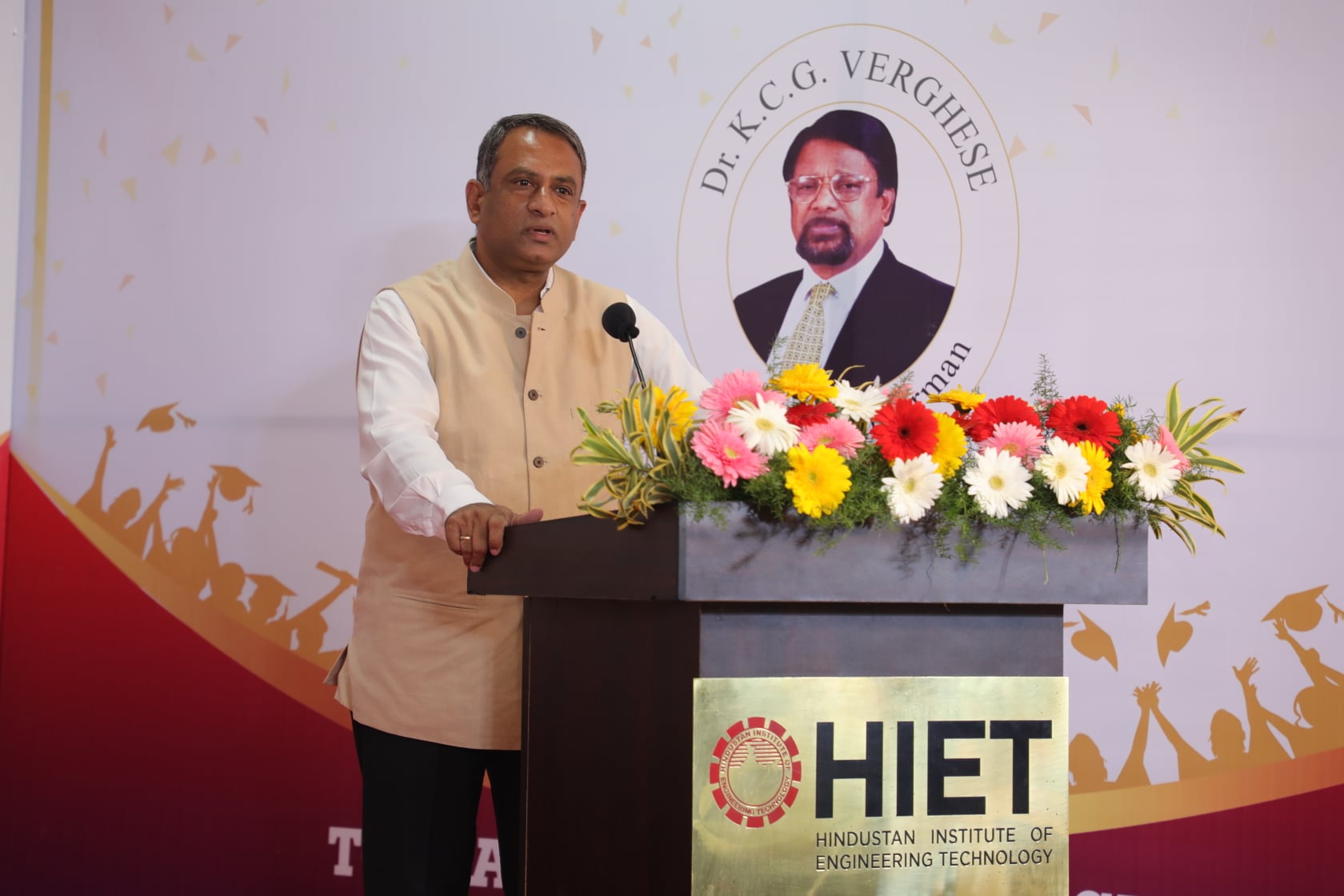 HIET Aviation Graduation Day – HIET